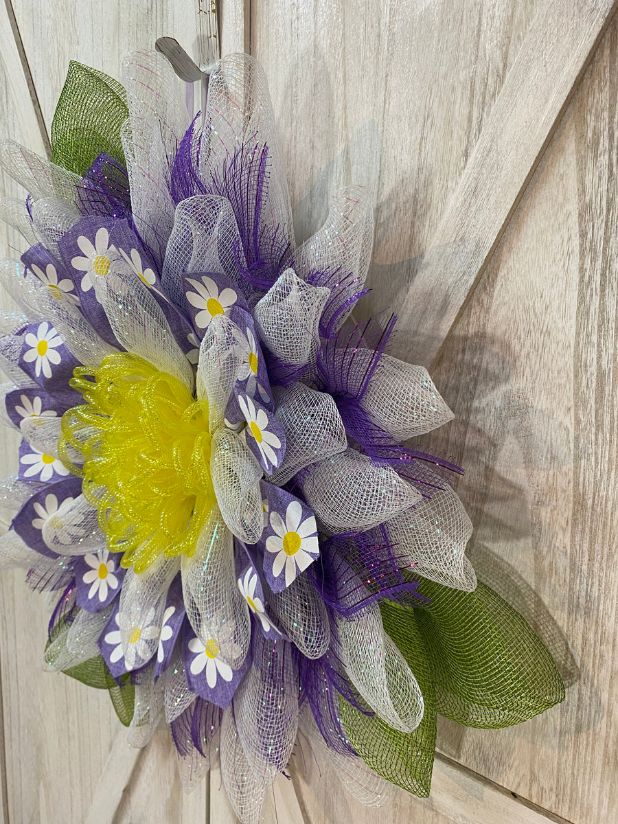 Purple Daisy Ribbon Flower Wreath – Crafting On The Ridge